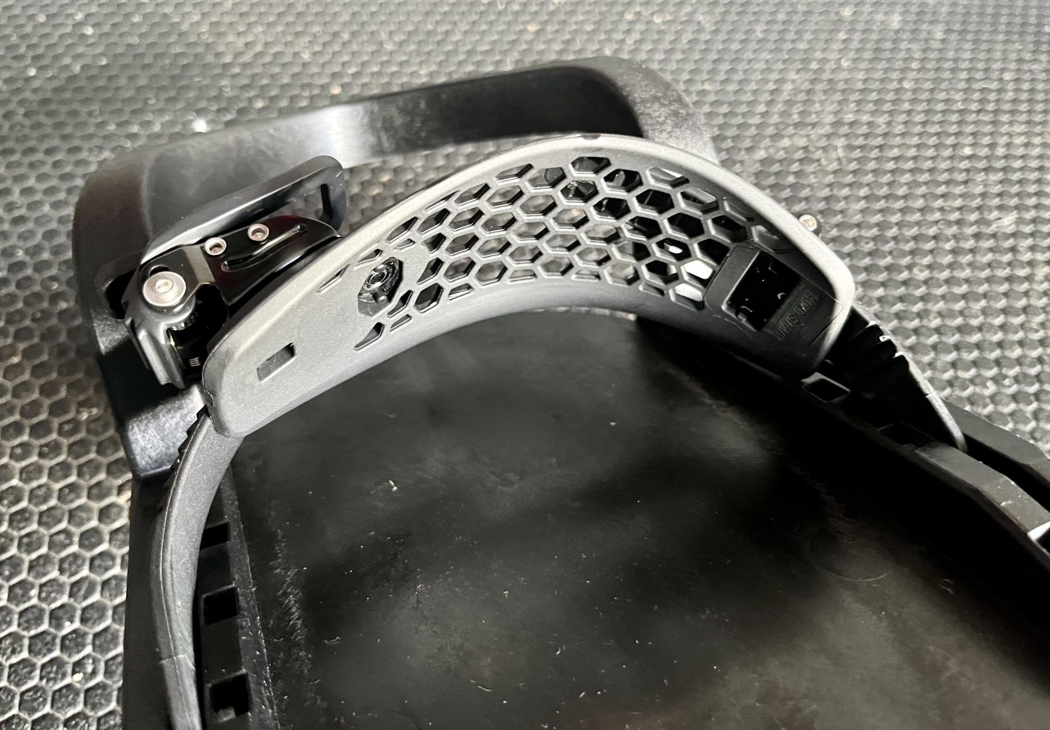 HGG Performance IsoTib LT Review: Single Leg Tib Bar